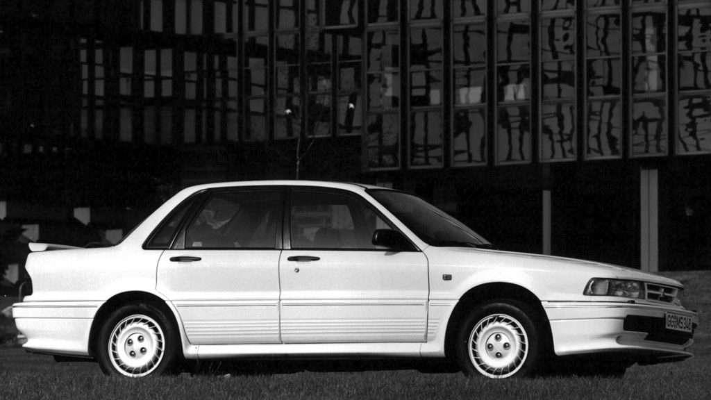 Motomobi News | Mitsubishi Eterna GTI, Sedan 'Sleeper' Ngetop Era 90an ...