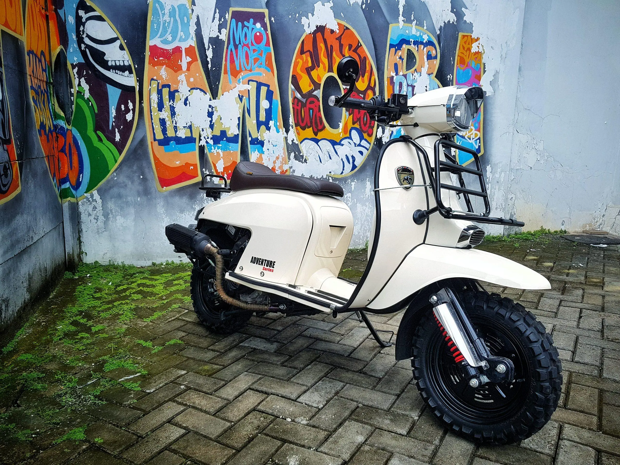Motomobi News | Scomadi Technica 200i Adventure: Skuter Radikal Bergaya ...