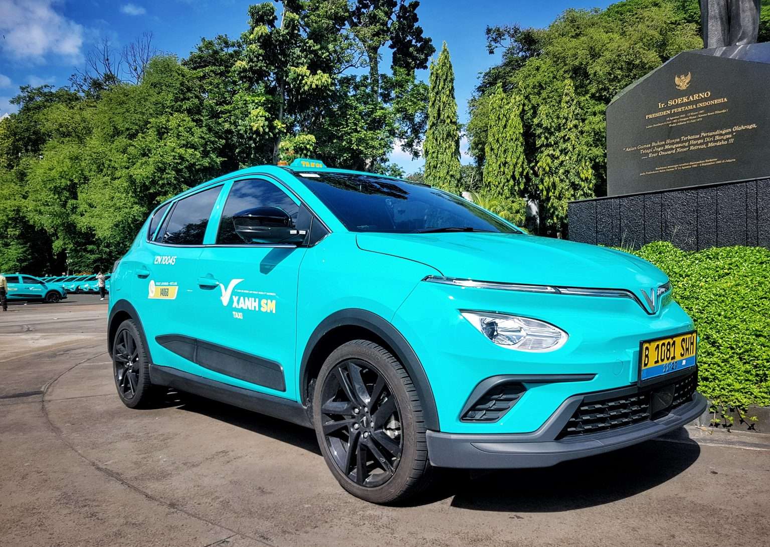 Motomobi News | Taksi Online Asal Vietnam,Xanh XM Mulai Beroperasi ...