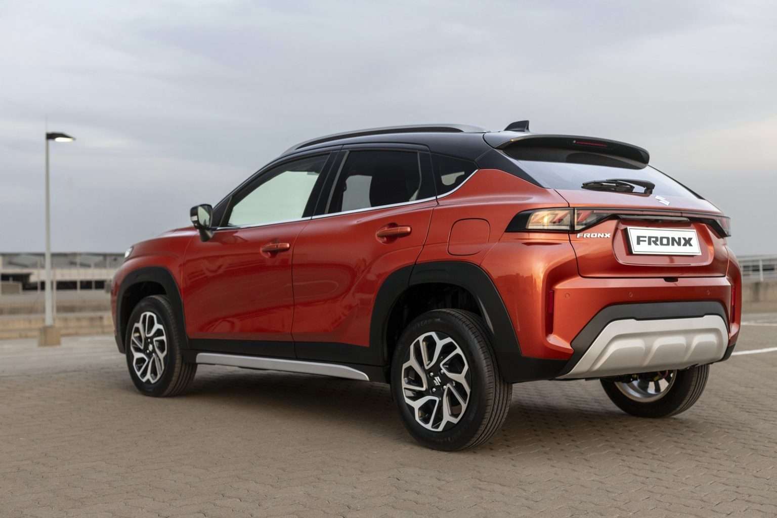 Motomobi News | Mengenal Suzuki Fronx 2025 Yang Segera Hadir di ...