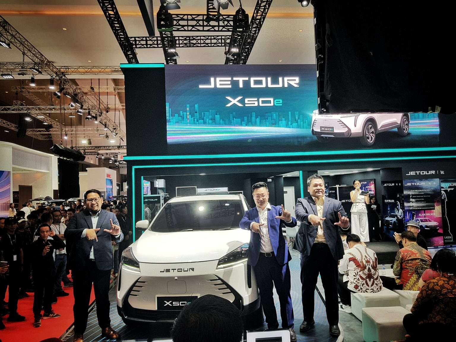 Motomobi News | SUV Jetour X50e Debut Perdana Dunia di IIMS 2025 ...