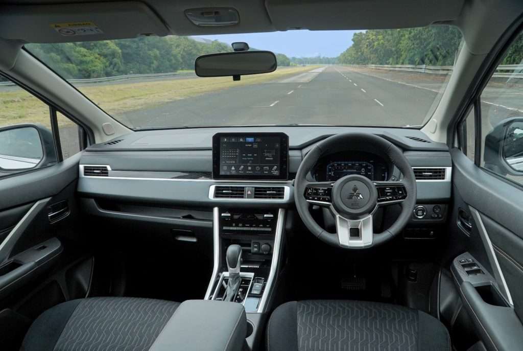 Motomobi News | New Mitsubishi Xpander 2025, Harganya Mulai Rp 270 ...